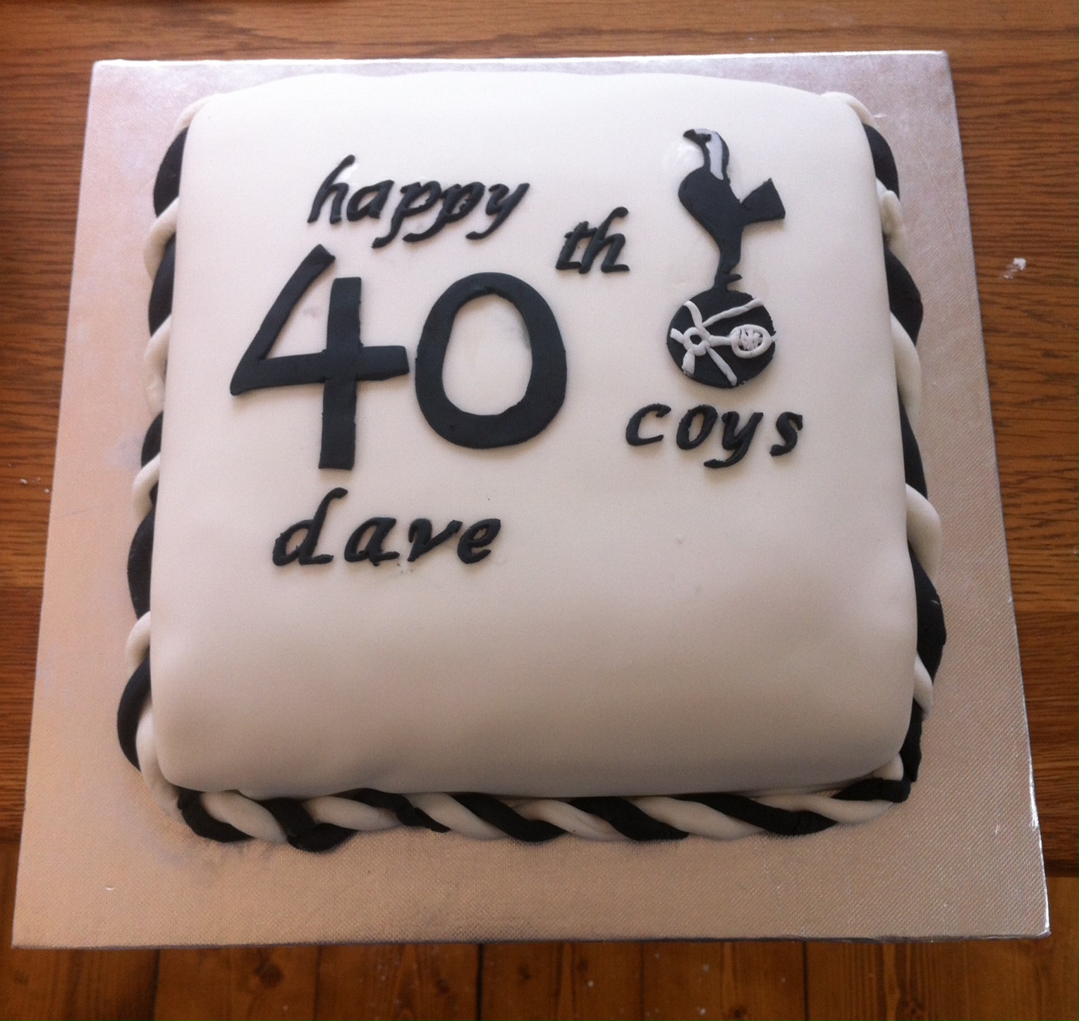 40th Spurs Birthday Cake | Aoife's Cake Blog